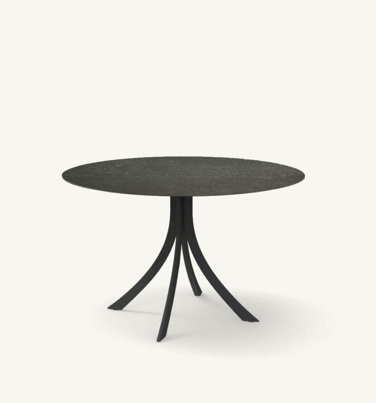 Falcata outdoor round dining table | Expormim