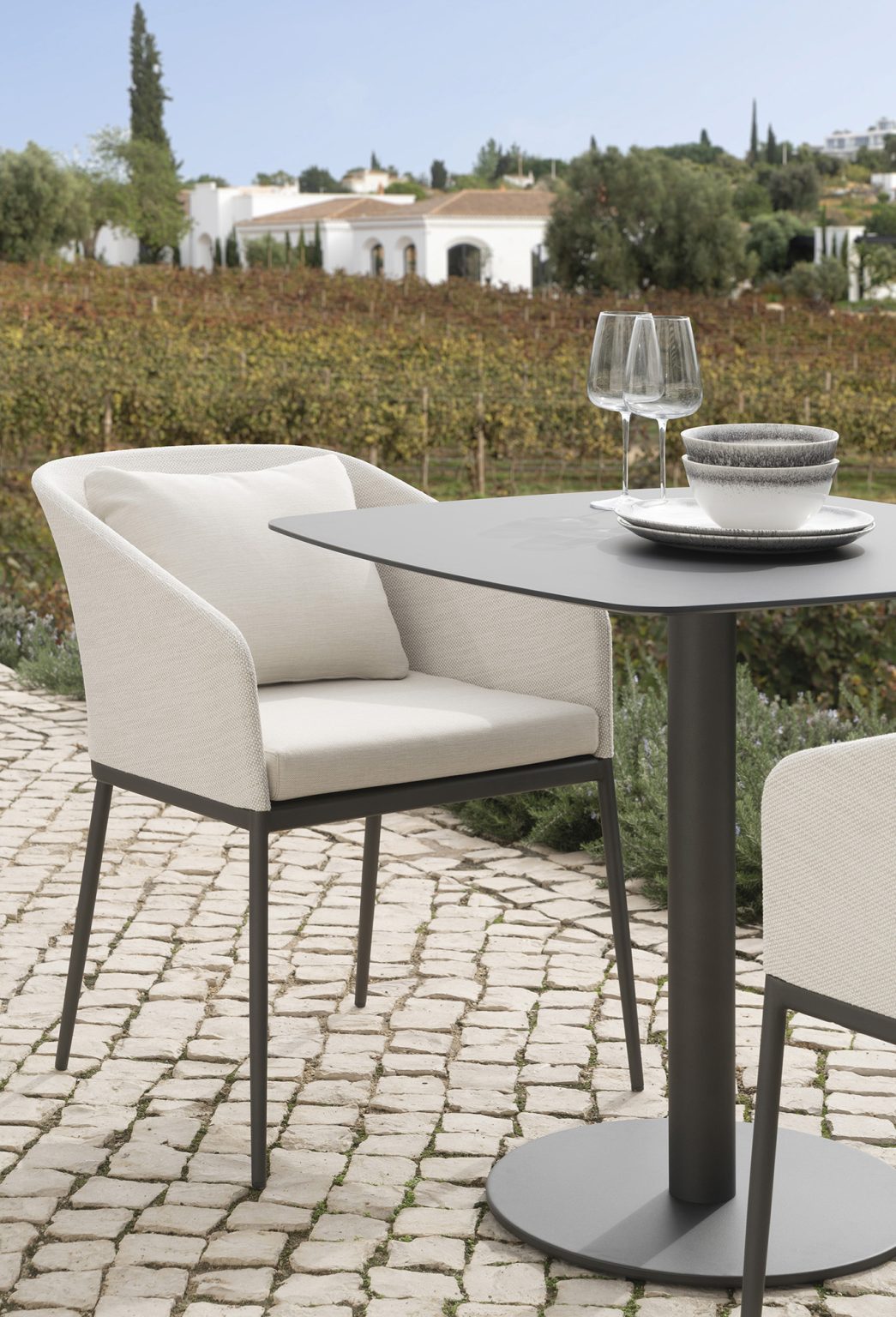 Flamingo outdoor dining table I Outdoor Furniture I Expormim