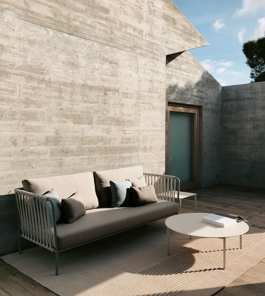 Nido XL hand-woven sofa — Expormim