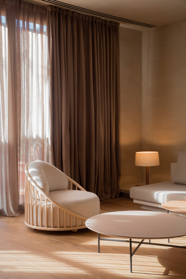 Cask armchair | Indoor Furniture | Expormim