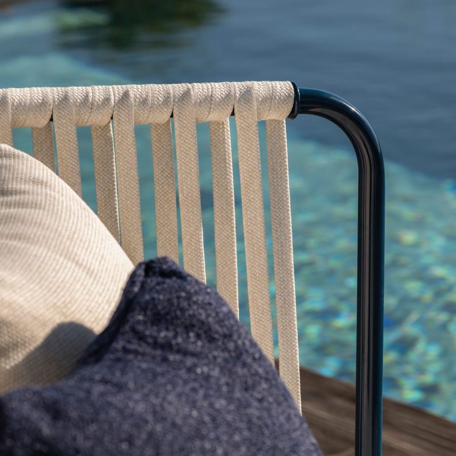 Nido XL hand-woven sofa — Expormim
