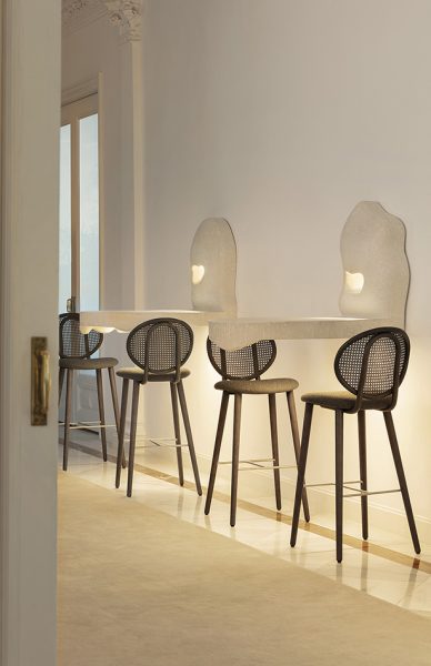 Loop bar stool | Indoor Furniture | Expormim