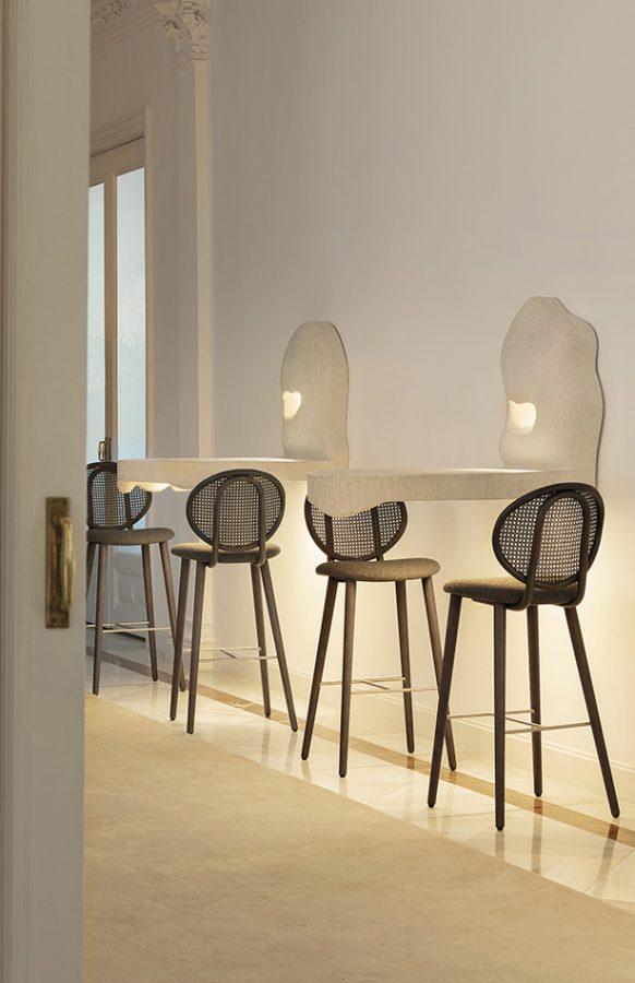 Loop bar stool | Indoor Furniture | Expormim